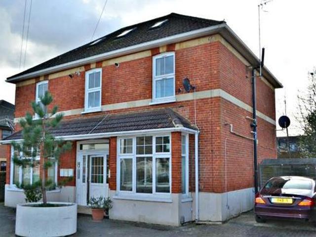 1 Bedroom Flat For Rent In Horley