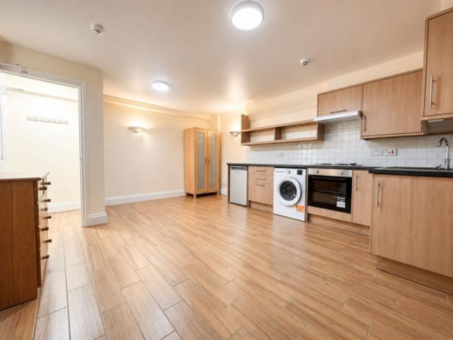 1 bedroom flat for rent in Hotwell Road, Bristol, BS8