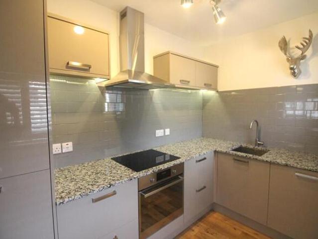 1 bedroom flat for rent in Howard Terrace, City Centre, CF24