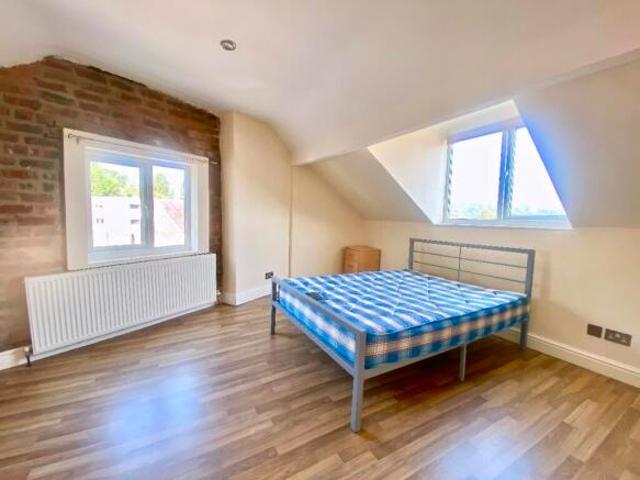 1 bedroom flat for rent in Huntingtower Rd, Sheffield, S11