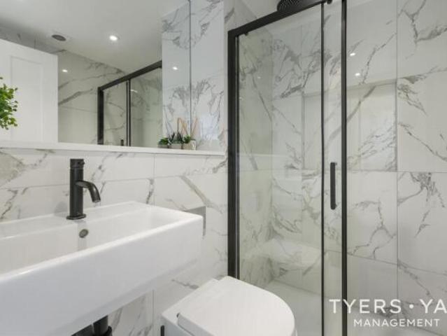 1 bedroom flat for rent in Huntley Street, London, WC1E