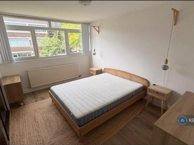 1 bedroom flat for rent in Huntly Court, Glasgow, G41