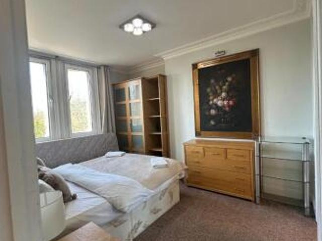 1 bedroom flat for rent in Hyde Park Place, London, W2
