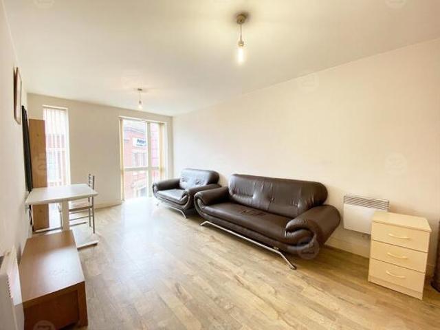 1 bedroom flat for rent in iLand, Essex Street, Birmingham, B5 4TT, B5
