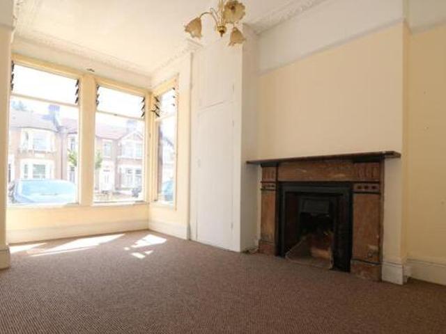 1 Bedroom Flat For Rent In Ilford, Essex