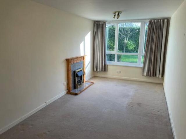 1 bedroom flat for rent in Ingledew Court, Leeds, West Yorkshire, LS17