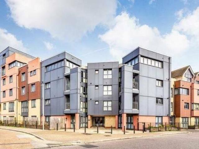 1 bedroom flat for rent in Invito House Gants Hill IG2