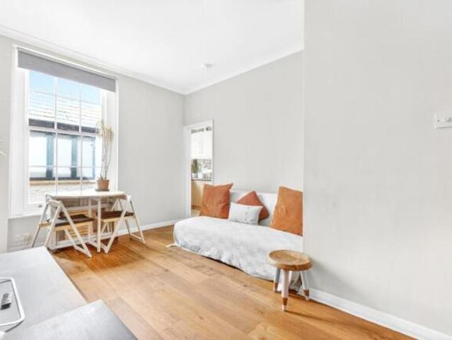1 bedroom flat for rent in Islington Park Street, Islington Central, N1