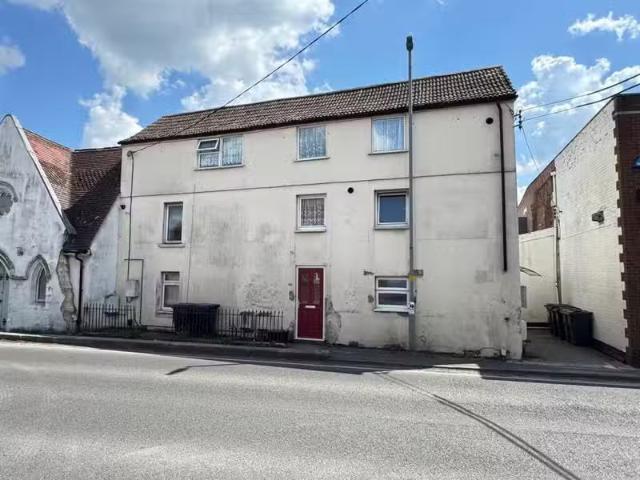 1 bedroom flat for rent in Islington, Trowbridge, BA14