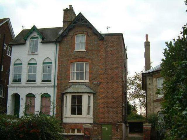 1 bedroom flat for rent in Jenner Road Guildford GU1