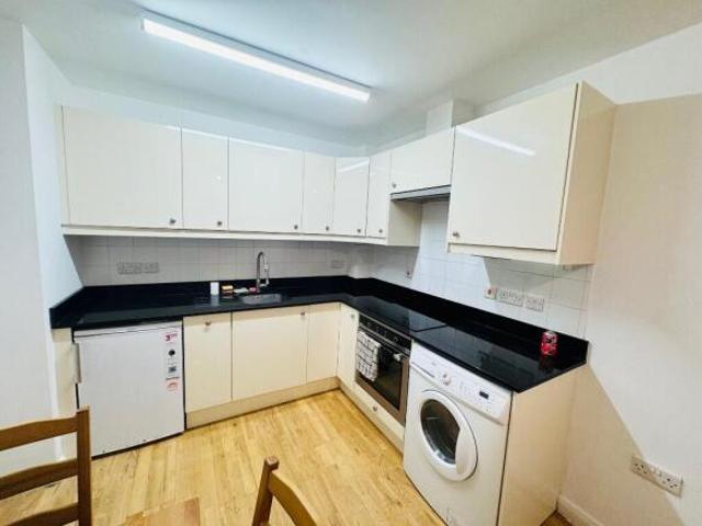 1 bedroom flat for rent in John Street, Luton, Bedfordshire, LU1