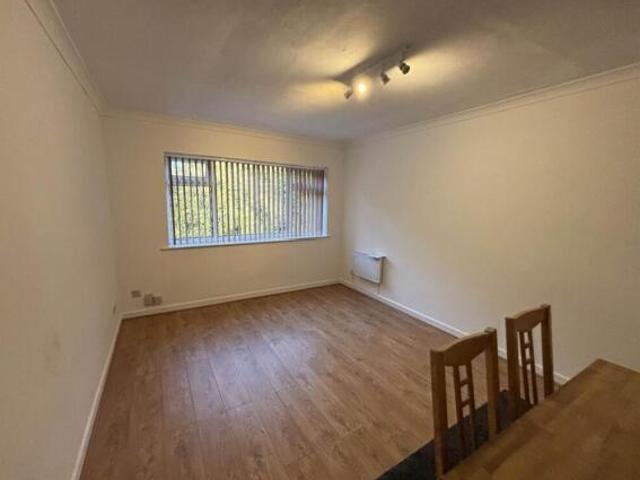 1 bedroom flat for rent in Kensington Court, Salford, M7