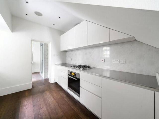 1 bedroom flat for rent in Kensington Gardens Square, Westbourne Park, W2