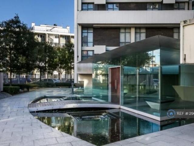 1 bedroom flat for rent in Keeling House, London, E2