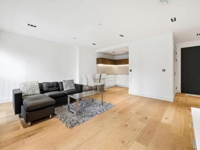 1 bedroom flat for rent in Keybridge, Exchange Gardens, London, SW8