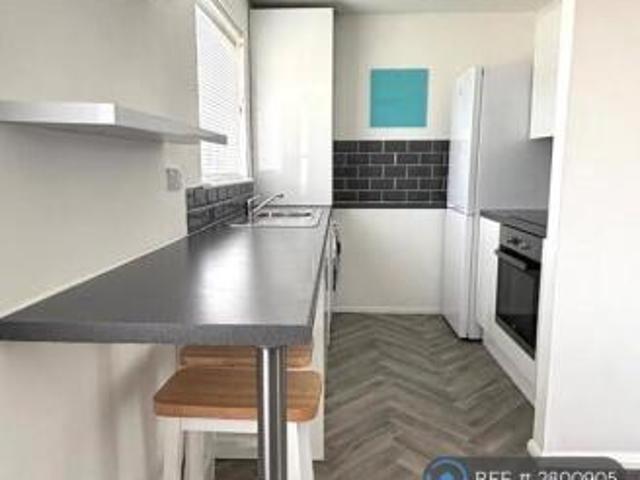 1 bedroom flat for rent in Kingfisher Drive, Guildford, GU4