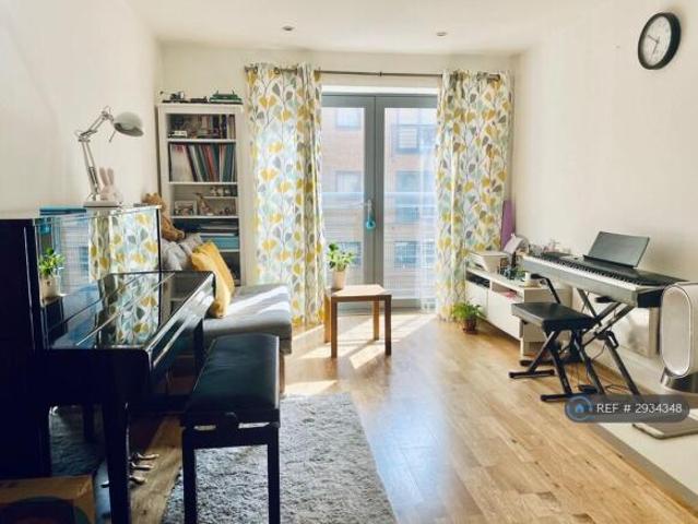 1 bedroom flat for rent in Kings Quarter Apts, Bristol, BS2