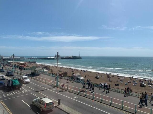 1 bedroom flat for rent in Kings Road, Brighton, BN1