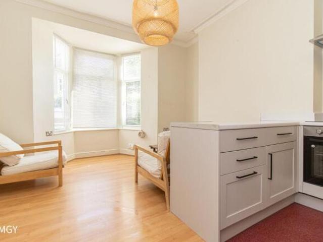 1 bedroom flat for rent in Kings Road, Cardiff CF11 9DE, CF11