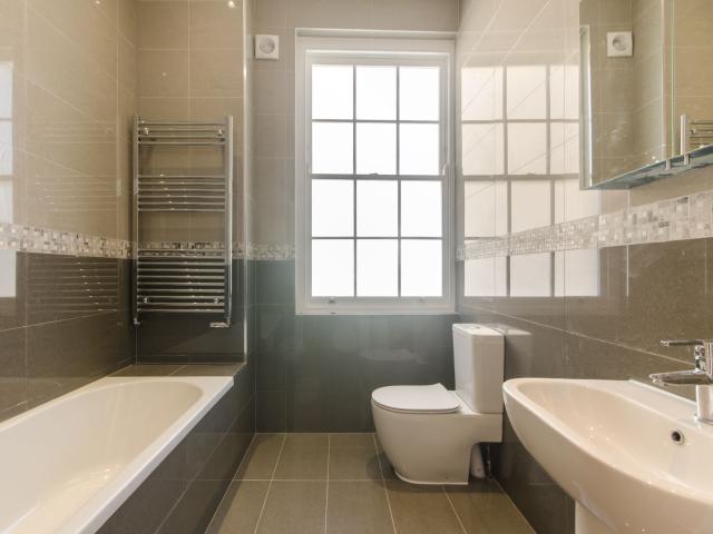 1 Bedroom Flat for Rent in Kingsgate Place | Foxtons