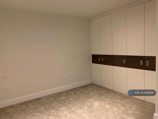 1 bedroom flat for rent in Kidbrooke Park Road, London, SE3