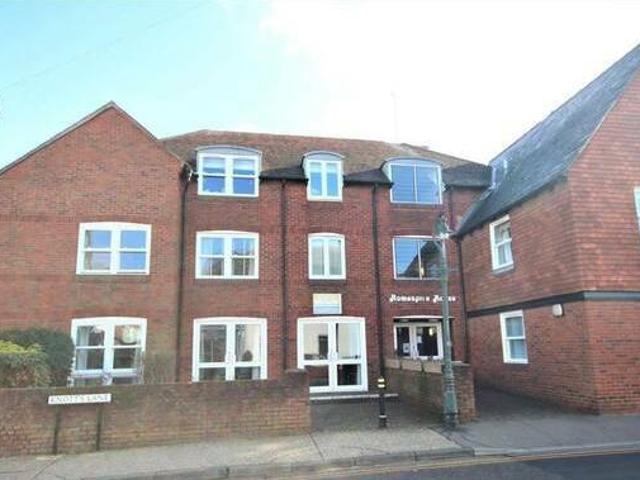 1 bedroom flat for rent in Knotts Lane Canterbury CT1