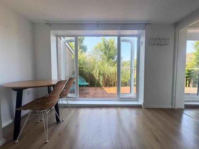 1 bedroom flat for rent in Knepp Close, Brighton, BN2