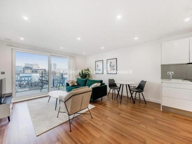 1 bedroom flat for rent in Knights Tower, London, SE8