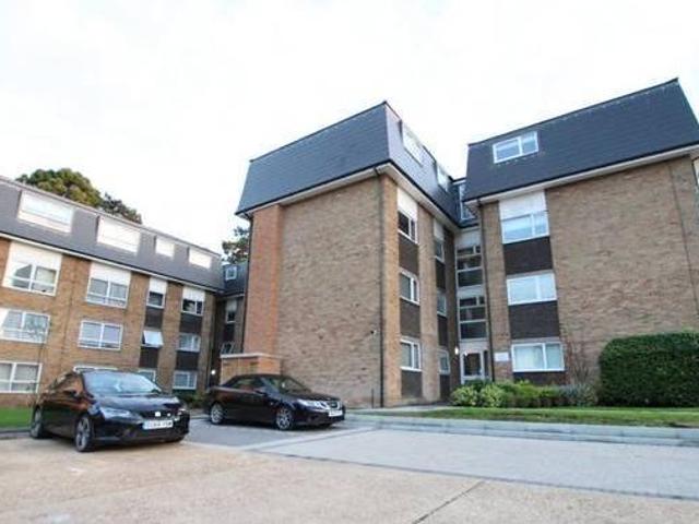 1 bedroom flat for rent in Lampits Hoddesdon EN11
