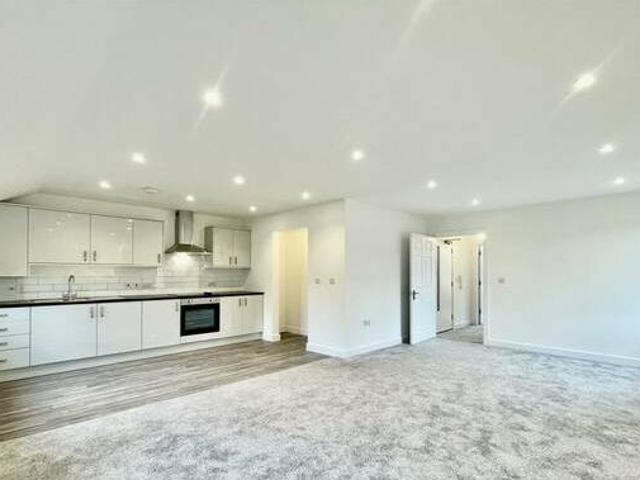 1 bedroom flat for rent in Lancaster Crescent SouthendonSea SS1