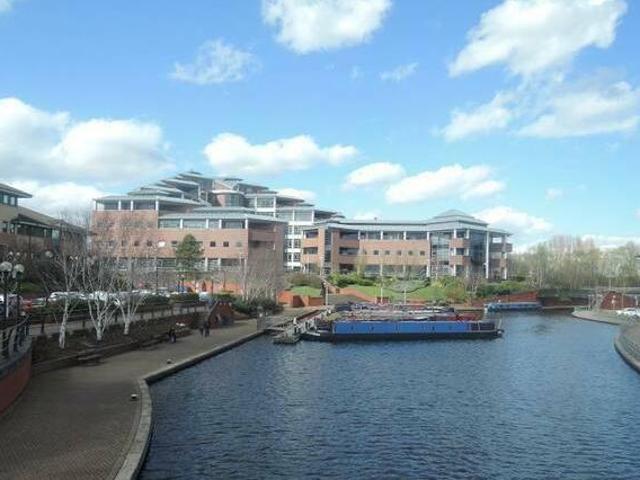 1 bedroom flat for rent in Landmark Waterfront West DY5