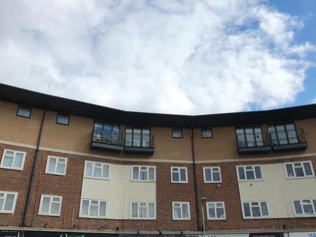 1 Bedroom Flat For Rent In Langley, Berkshire