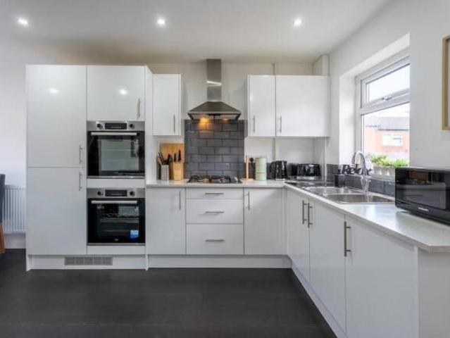 1 bedroom flat for rent in Langton Rd SW9