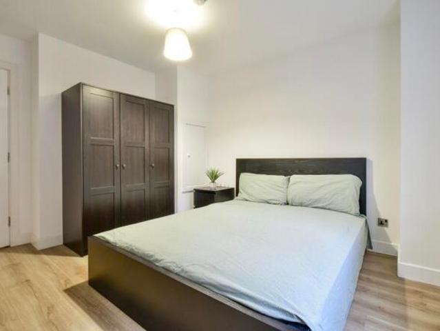 1 bedroom flat for rent in Langtons Wharf, Leeds City Centre, LS2