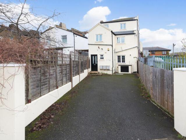 1 bedroom flat for rent in Lansdowne Hill, West Norwood, London, SE27