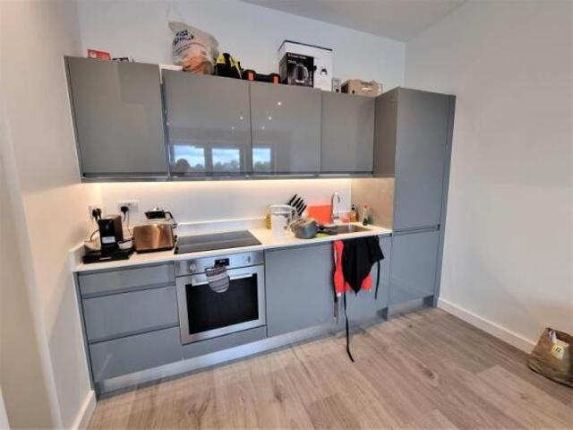 1 bedroom flat for rent in Ladymead, Guildford, GU1