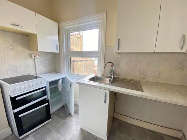 1 bedroom flat for rent in Lascelles Terrace, Eastbourne, BN21
