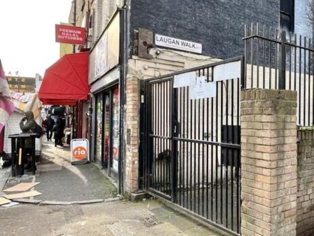1 bedroom flat for rent in Laugan Walk, London, SE17