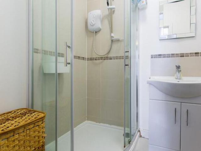 1 bedroom flat for rent in Lavender Hill, London, SW11
