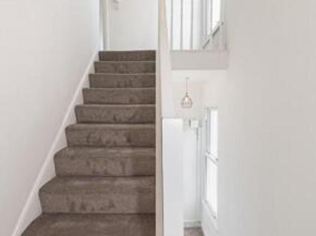 1 bedroom flat for rent in Lavender Hill, London, SW11