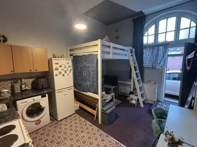 1 bedroom flat for rent in Lawrence Road, Liverpool, L15