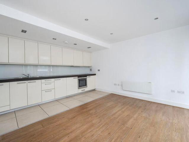 1 bedroom flat for rent in Leman Street, E1, Tower Hamlets, London, E1