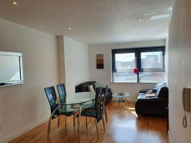 1 Bedroom Flat For Rent In Leeds, Uk