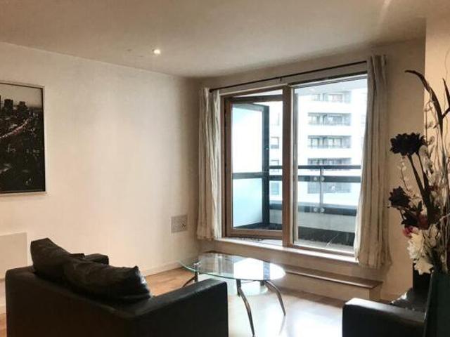 1 Bedroom Flat For Rent In Leeds, Uk