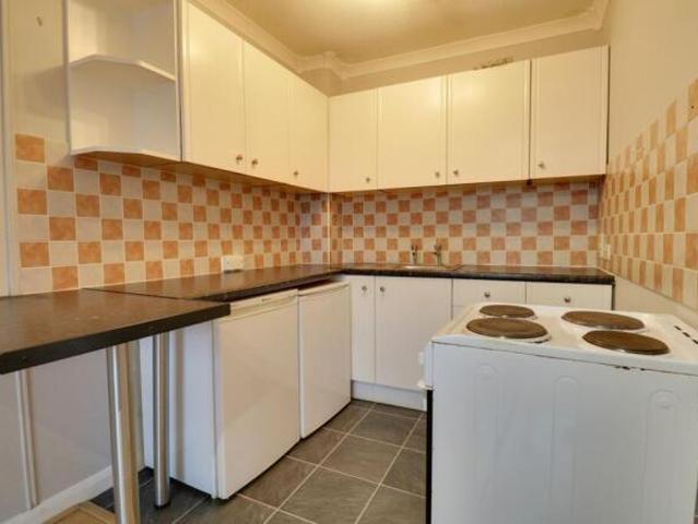 1 bedroom flat for rent in Leesons Hill, Orpington, BR5