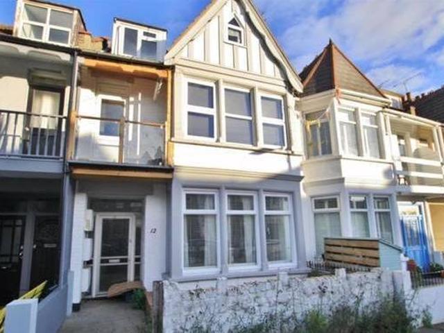 1 bedroom flat for rent in Leigh Hall Road LeighOnSea Essex SS9