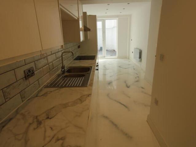 1 bedroom flat for rent in Leigham Court Road, Lambeth, London, SW16