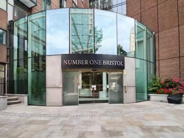 1 bedroom flat for rent in Lewins Mead, Bristol, BS1