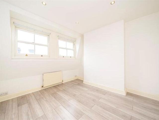 1 bedroom flat for rent in Lewisham Way, New Cross, SE14