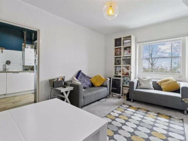 1 bedroom flat for rent in Lewisham Way, New Cross, SE4